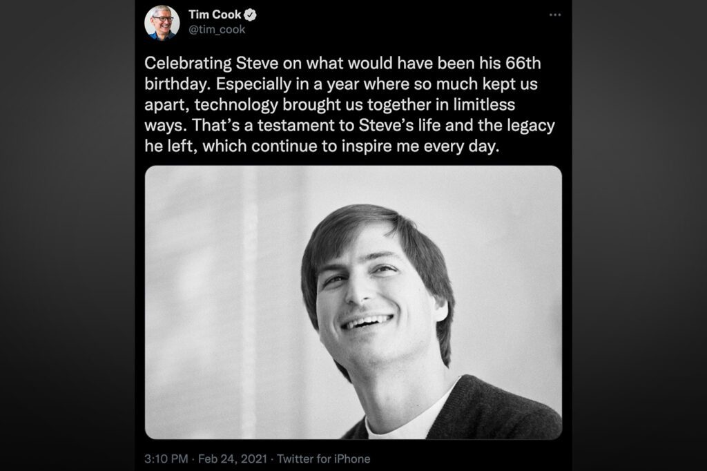 Apple : quel est le bilan de Tim Cook 10 ans après la mort de Steve Jobs