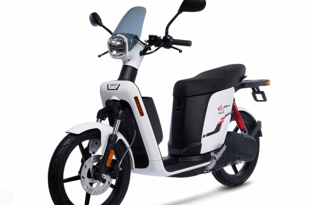 Meilleur scooter électrique 45 km/h (comparatif) : lequel choisir