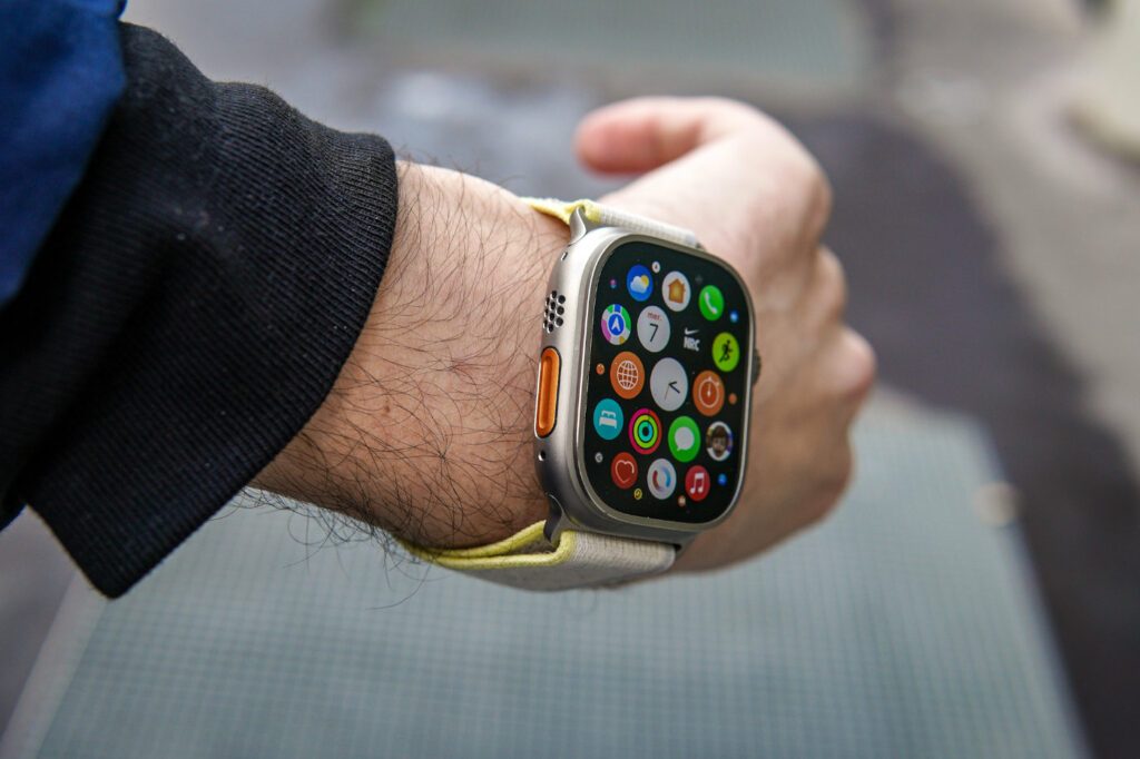 Test Apple Watch Ultra : le nec plus ultra des montres Apple est-elle ...