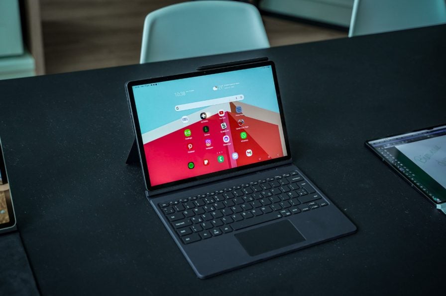 Que vaut la tablette Galaxy Tab S9 de Samsung face à l'iPad Air