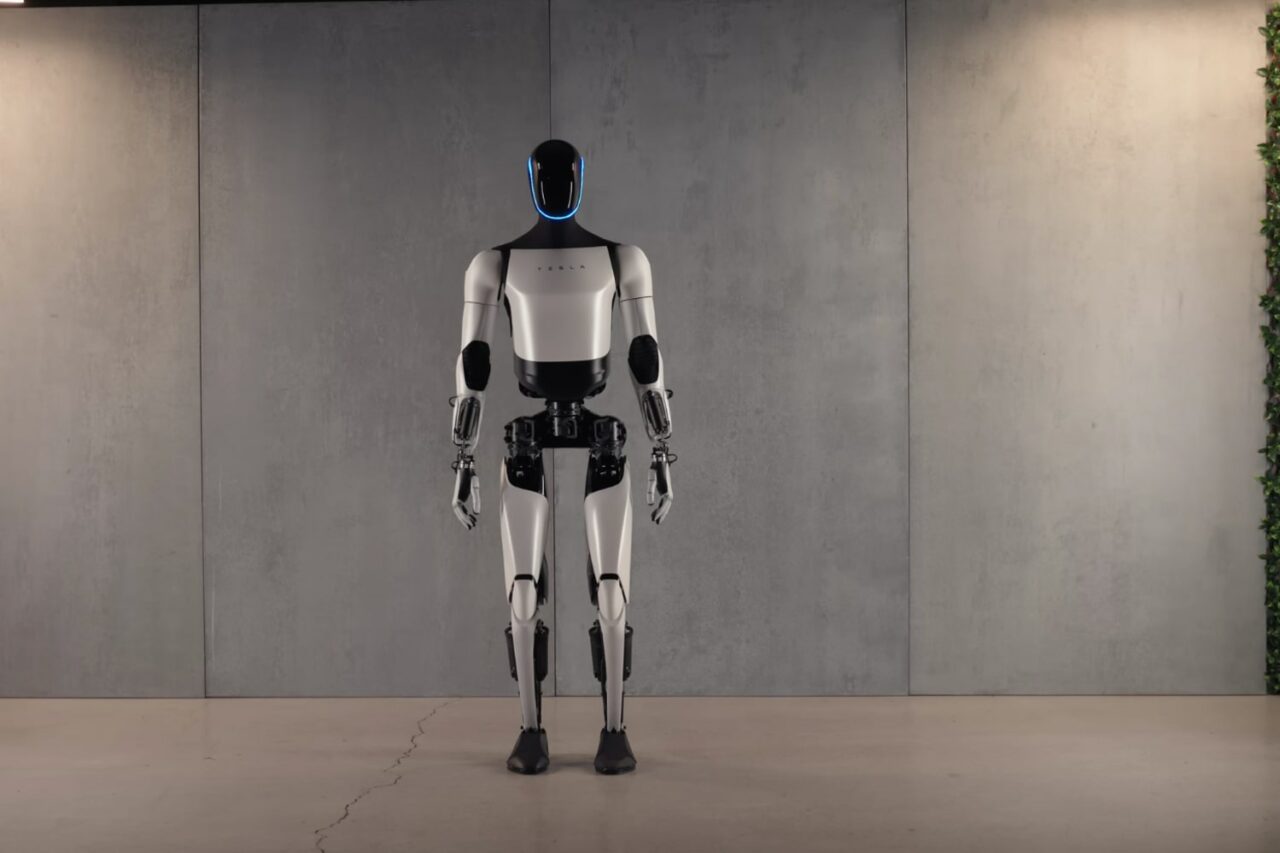 Elon Musk donne une nouvelle info sur la sortie du robot Optimus