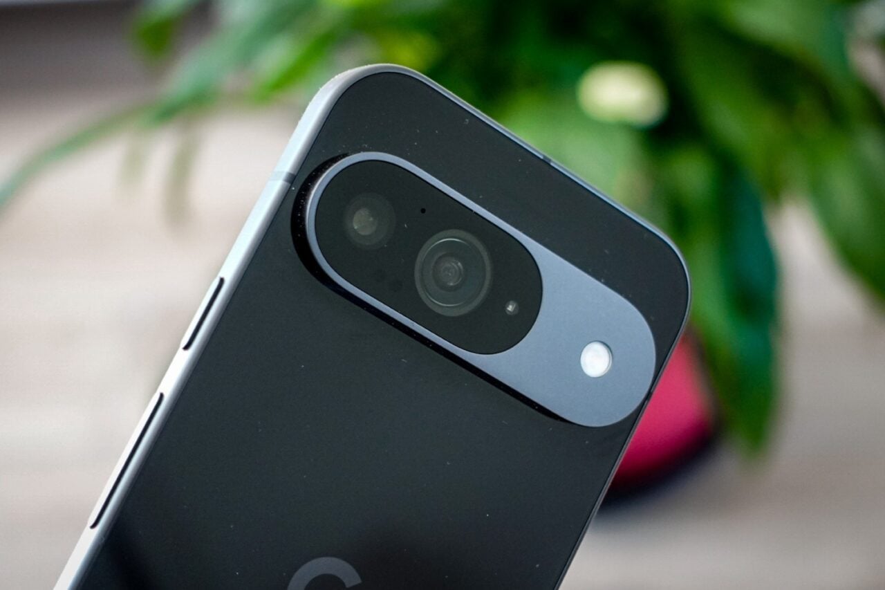 Samsung Galaxy S25 vs iPhone 16 vs Google Pixel 9 : quel smartphone ...