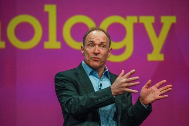 Pourquoi Tim Berners-Lee (créateur du web) annonce-t-il la fermeture de ...