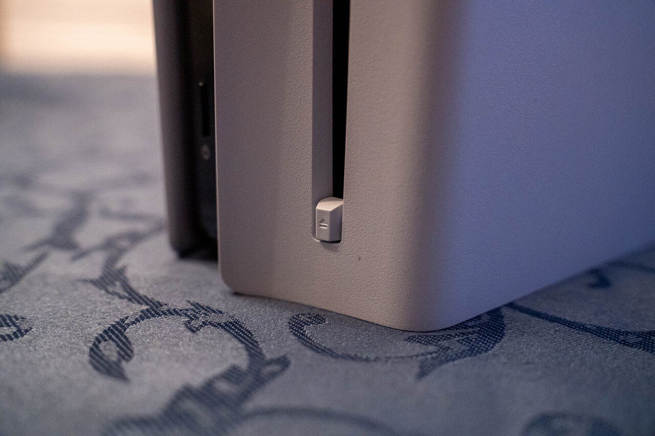 Tutoriel PS5 Pro : Comment installer le lecteur de disques