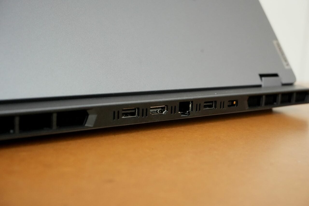 Test du Lenovo LOQ 15 IRX10 : faut-il vraiment se ruiner pour jouer sur ...