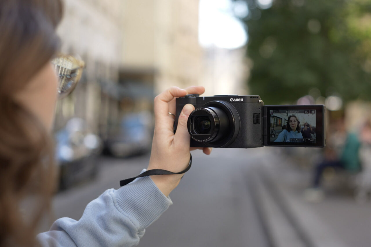 Test de la Canon PowerShot V1 : une caméra de vlog est-elle encore ...