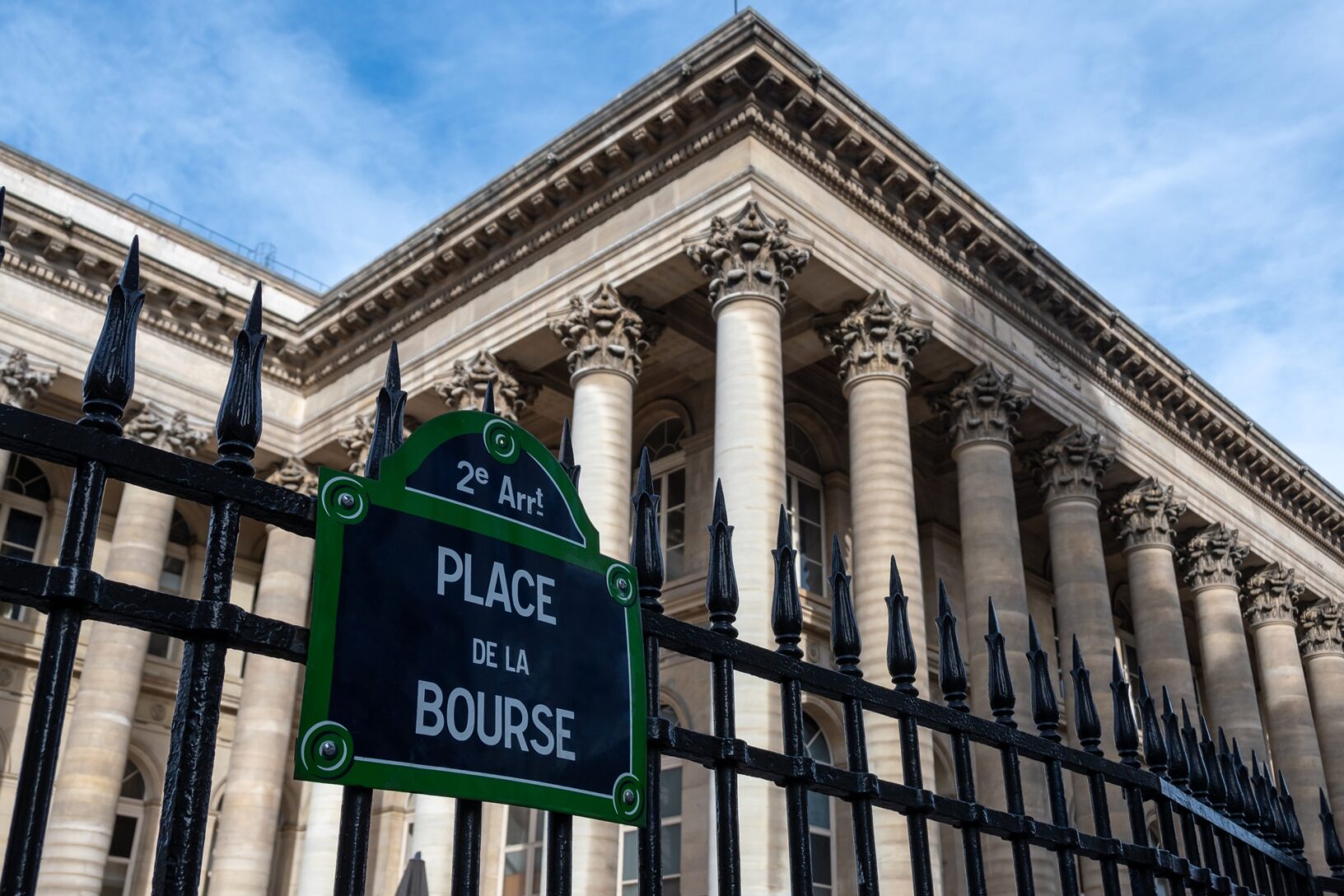 Bourse : le CAC 40 bat un nouveau record, les raisons d’un succès ...