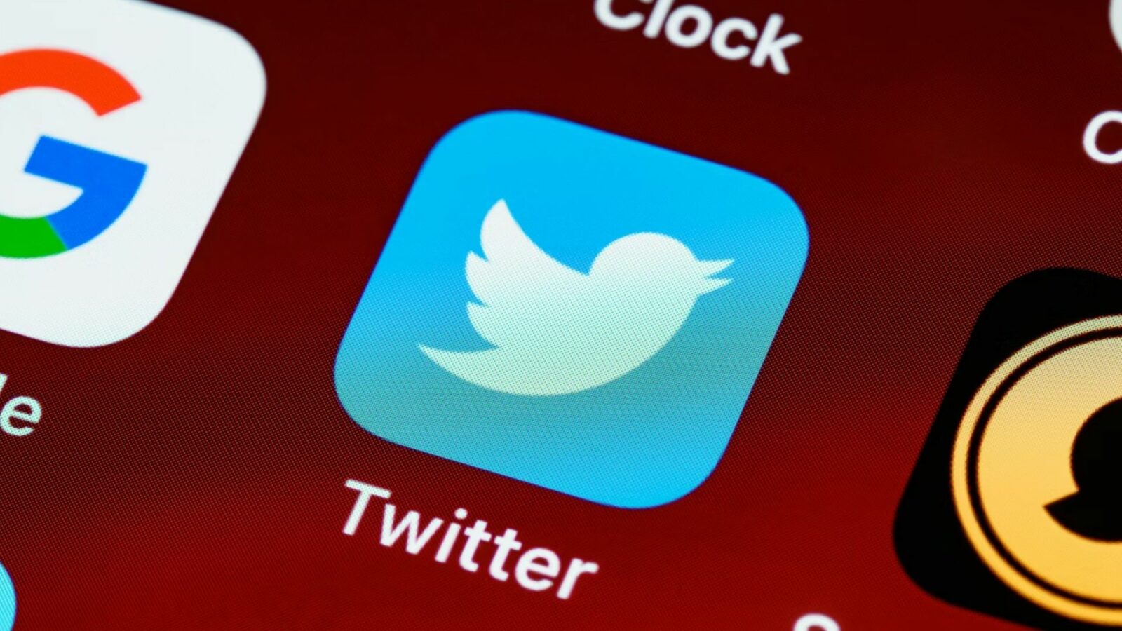 Le « vrai » Twitter pourrait revenir concurrencer X d’Elon Musk, le ...