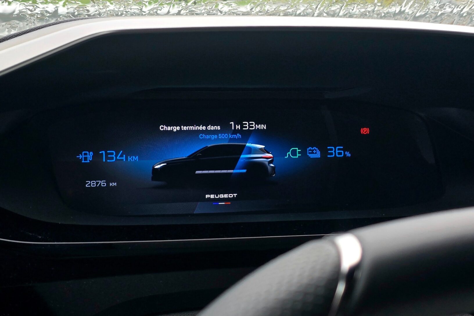 On a testé la nouvelle Peugeot 308 électrique : à 46 350 €, peut-elle ...