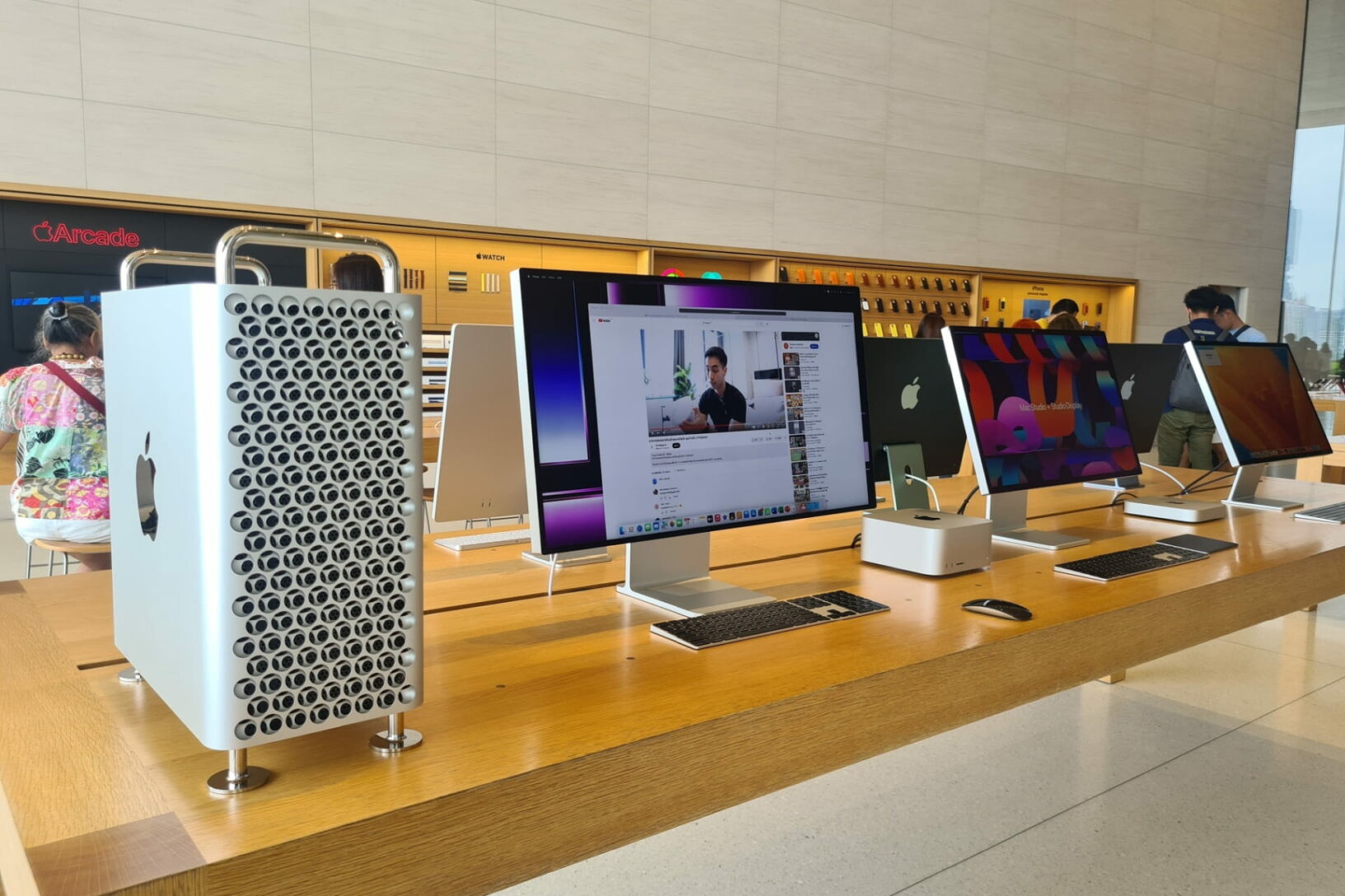 Fin d’une époque : Apple dit adieu au Mac Pro (et à son design très ...