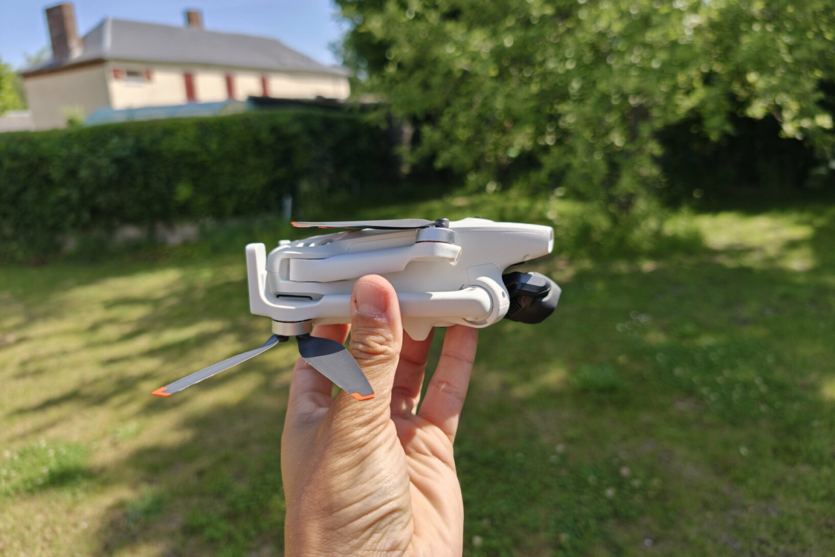 Test du DJI Lito 1 : le drone pas cher parfait pour filmer vos vacances